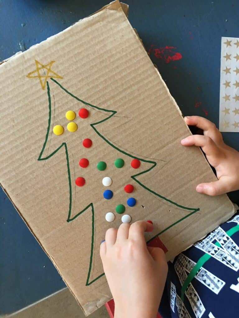 47 Easy & Fun Christmas activities For Toddlers This Holidays
