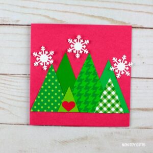 55 Easy & Fun Christmas Crafts For Toddlers Age 2, 3 & 4