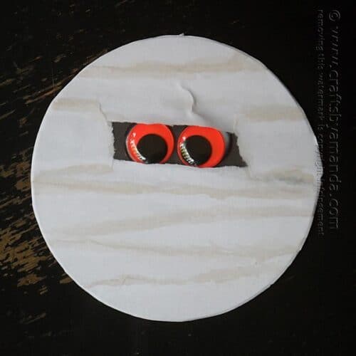 35 Mortifyingly Fun & Easy Mummy Crafts for Halloween