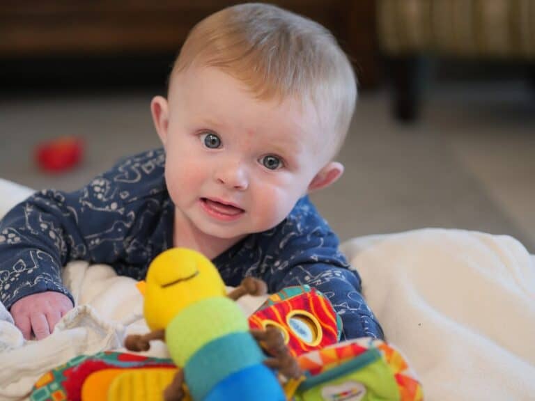 33 Easy & engaging activities for 10 month olds