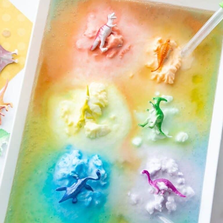 21 Fun & Easy Dinosaur Sensory Activities (inc Dinosaur Sensory Bin ...