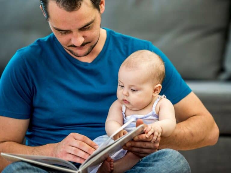 29 Best Activities & Learning Games For A 4 Month Old Baby