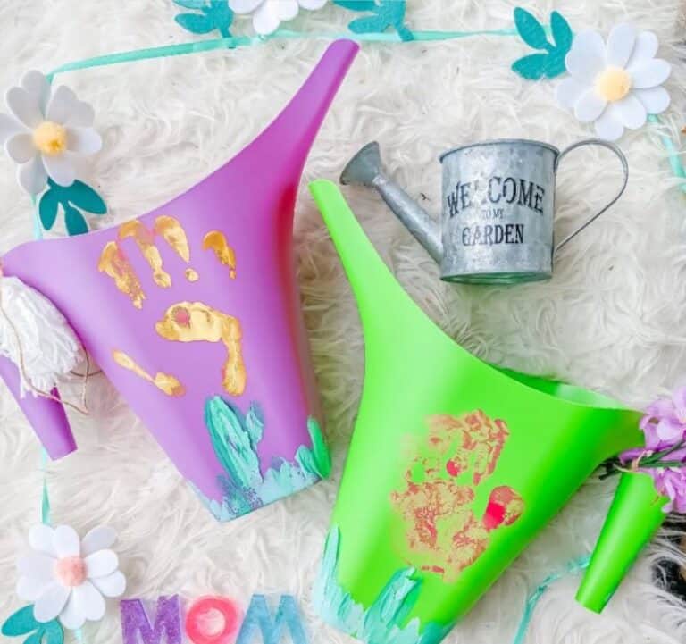 35 Fun & Creative Mother's Day DIY Gifts from Kids (Cards, Crafts ...