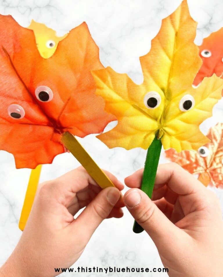 25 Fun & Easy Fall Leaf Crafts for Kids